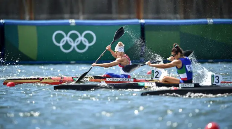 Canoeing: history, rules, disciplines, equipment and more