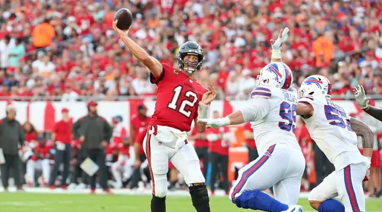 20 best american football players of all time