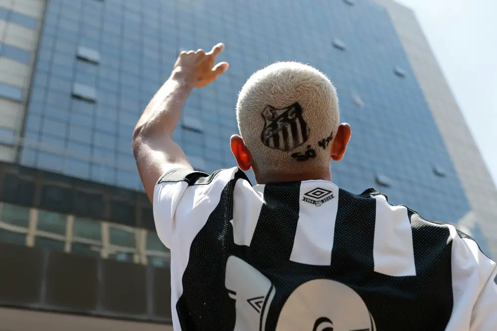20 best midfielders in Santos history