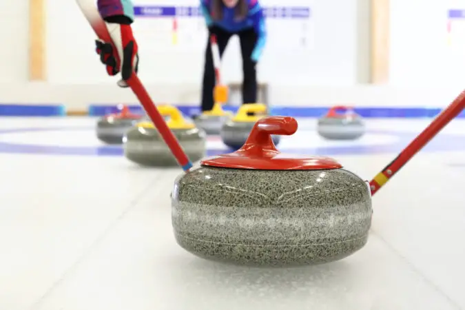 Curling rules: place of play, duration, sweep and more