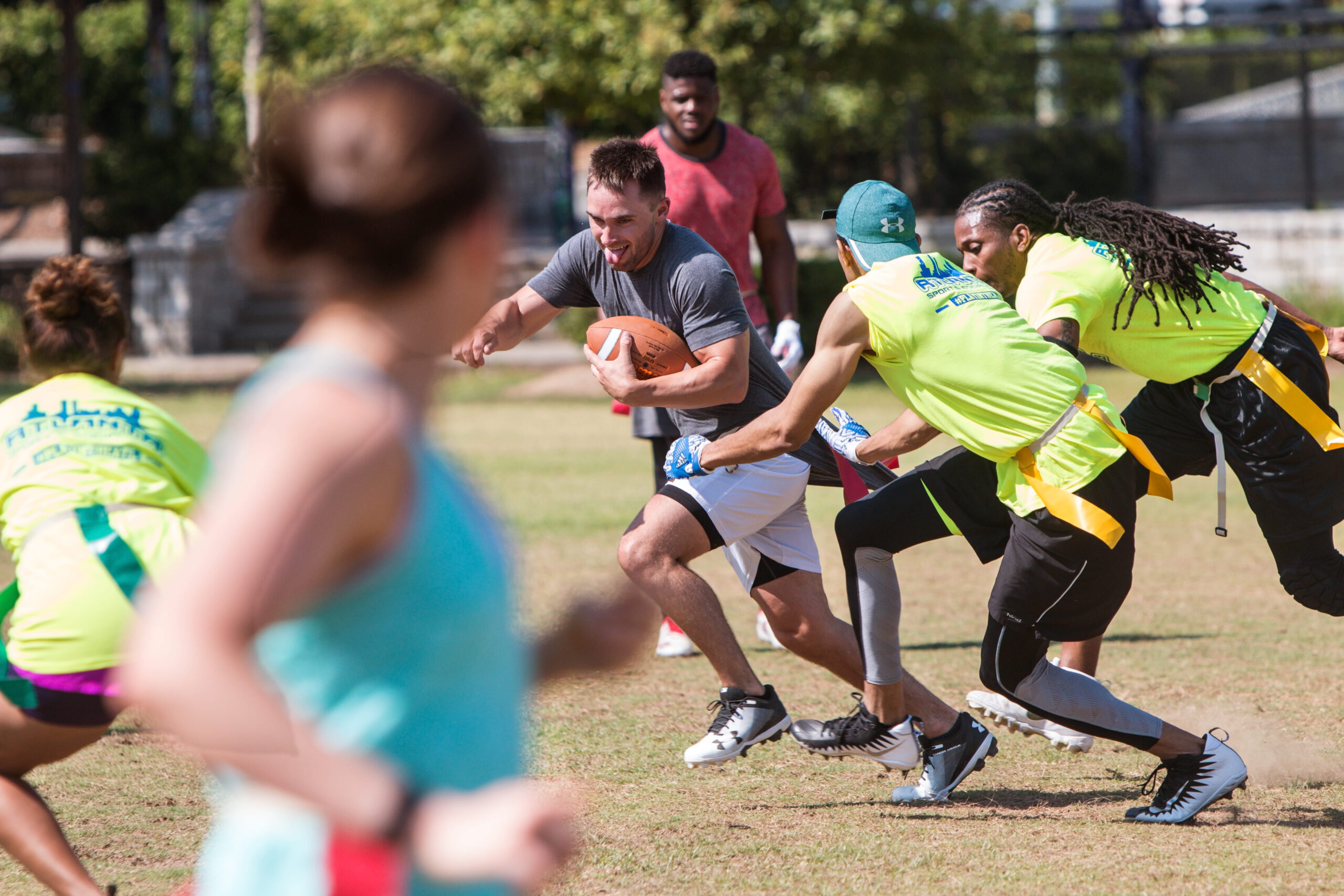 Todo sobre el Flag Football: historia, funcionamiento y más