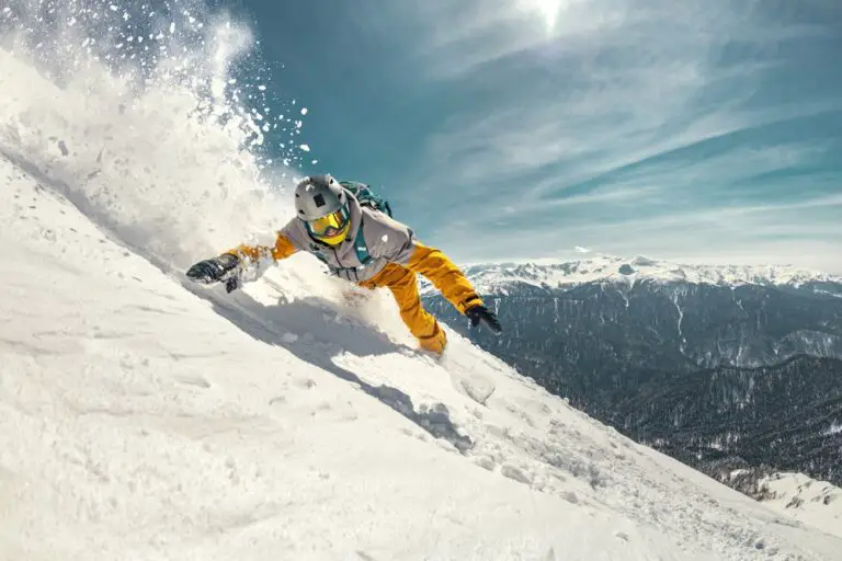 All about snowboard: history, rules, equipment and more