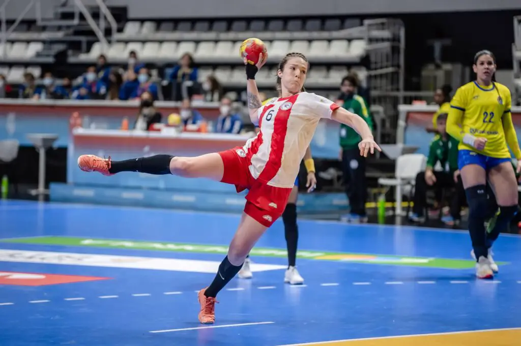 Meet the best female handball pivots in Brazil today